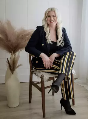 Jamie Arnold, Real Estate Agent, Ratings & Reviews, Red Deer, AB