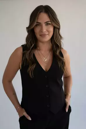 Jolene Iglesias, Real Estate Agent, Ratings & Reviews, Kelowna, BC