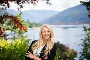 Laura Salmon, Real Estate Agent, Ratings & Reviews, Nelson, BC