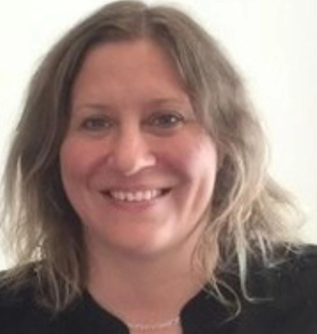 Stephanie Zinsmeister, Real Estate Agent, Ratings & Reviews, Toronto, ON