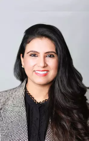 Varshaa Chugani, Real Estate Agent, Ratings & Reviews, Montreal, QC